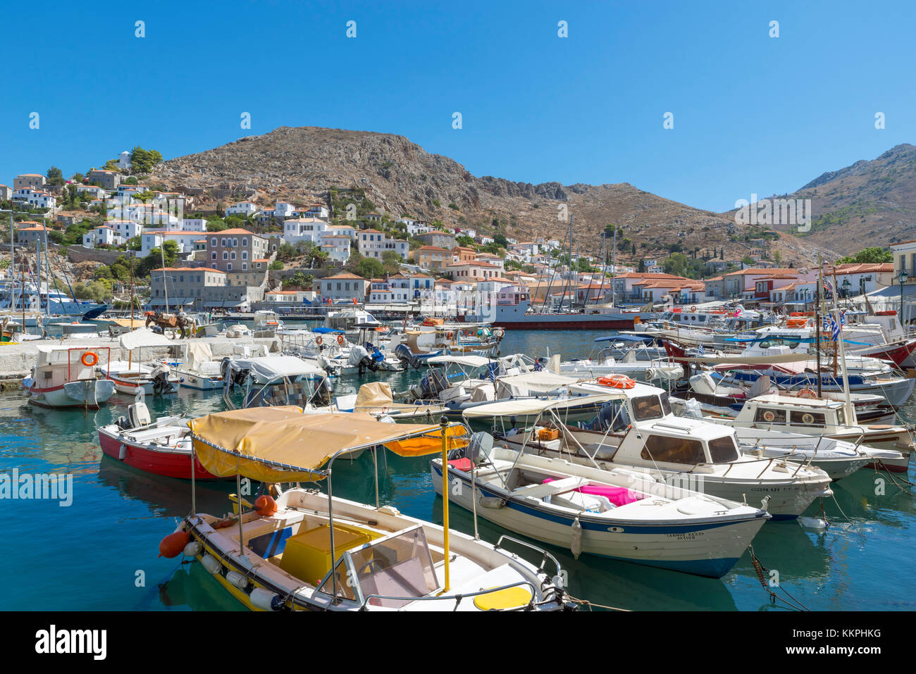 Harbour view greek islands hi-res stock photography and images - Alamy