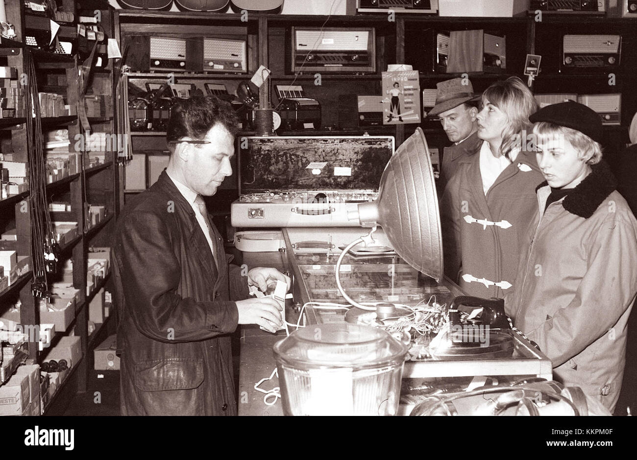 Department stores 1960s hi-res stock photography and images - Alamy