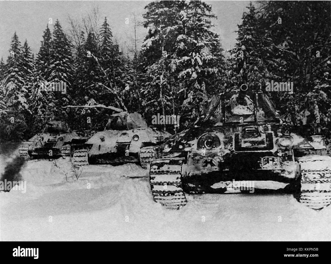 T 34 tanks of 32nd tank brigade near Tula Stock Photo - Alamy