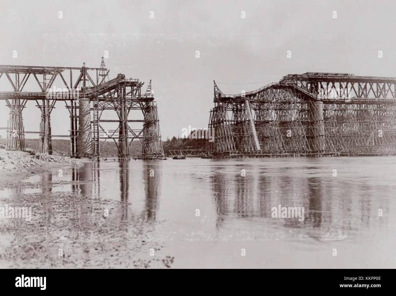 This image shows the construction of a bridge over the Niemen River ...