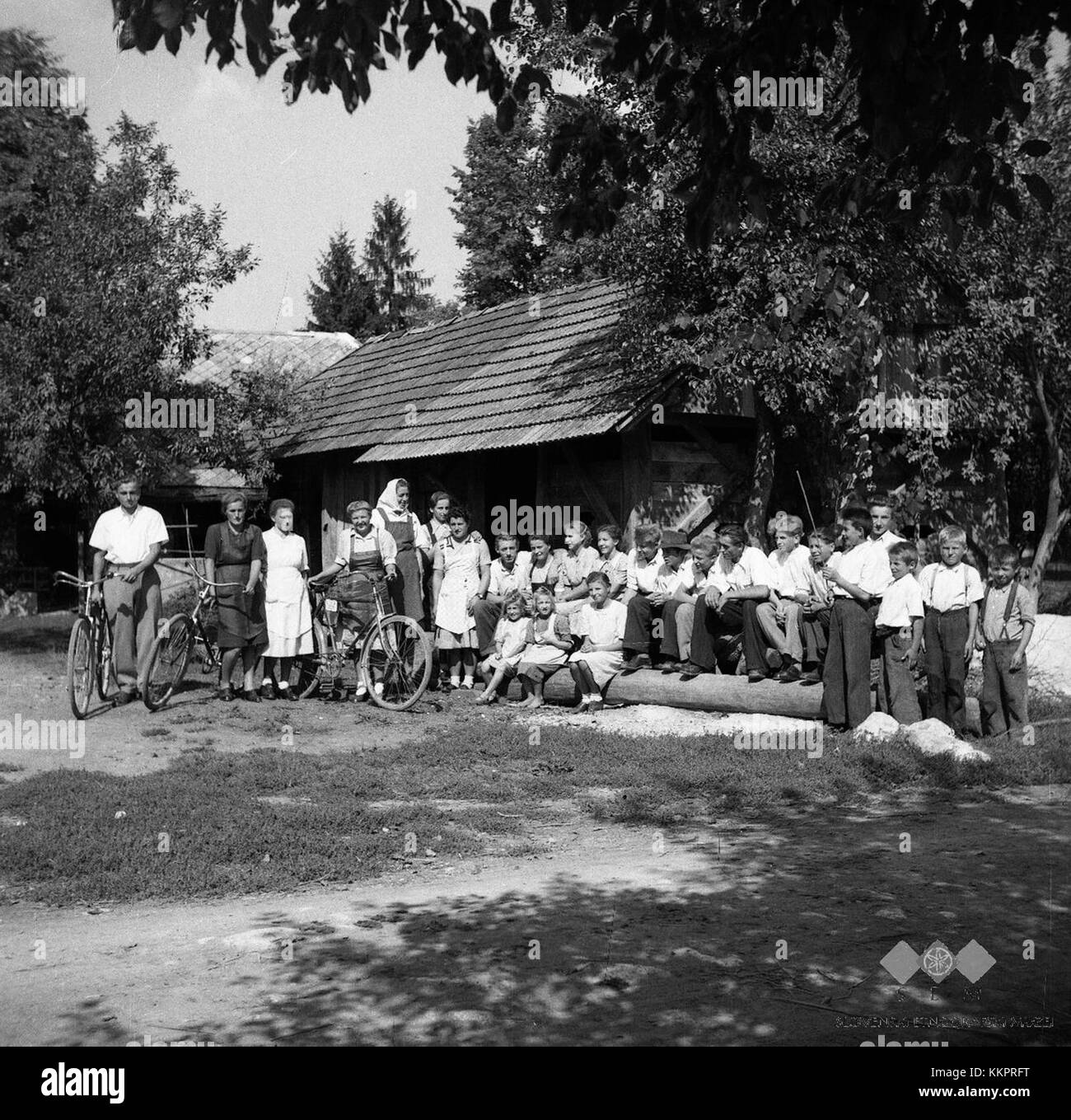 Group boys girls playing Black and White Stock Photos & Images - Alamy