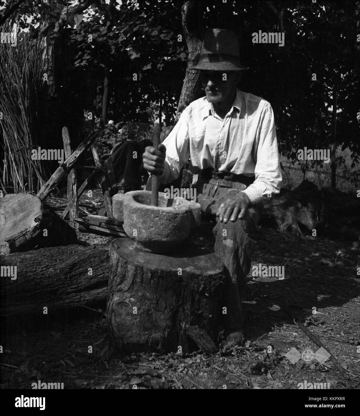 Other death Black and White Stock Photos & Images - Alamy