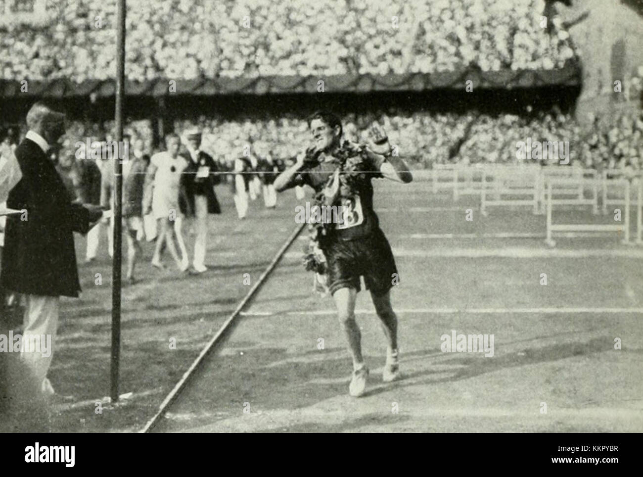 Kenneth McArthurâ€™s victory in the 1912 Menâ€™s Marathon at the ...