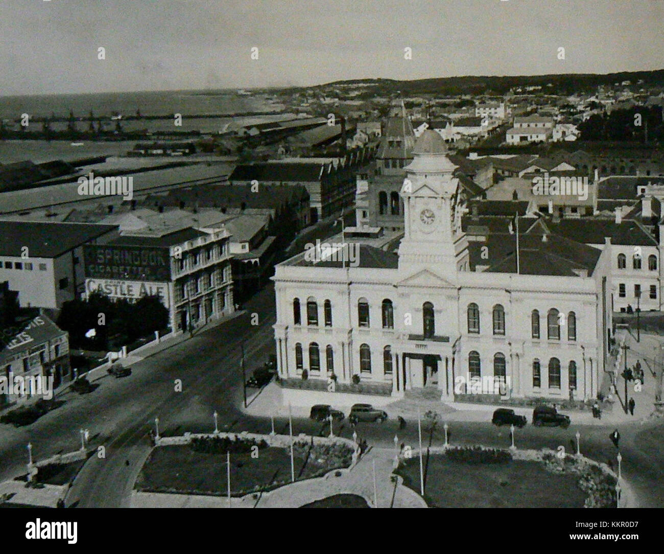 The 1919 photograph of Port Elizabeth City Hall in South Africa ...