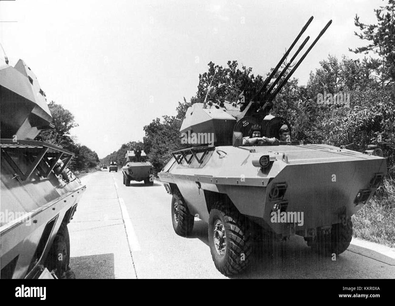 War in yugoslavia armored vehicles hi-res stock photography and images ...