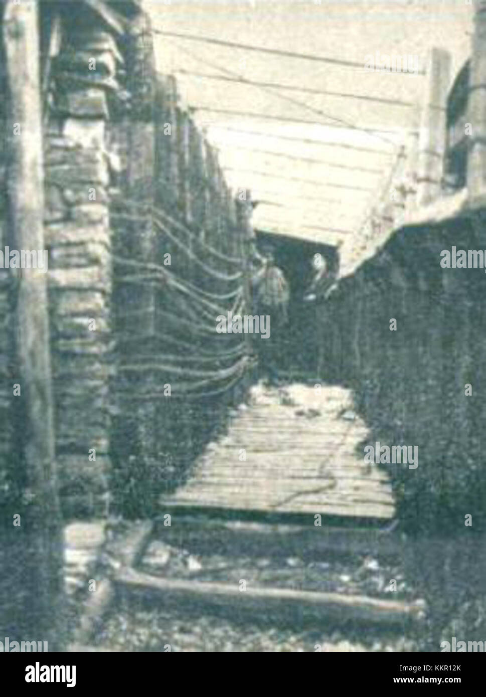 Italian army in trenches hi-res stock photography and images - Alamy