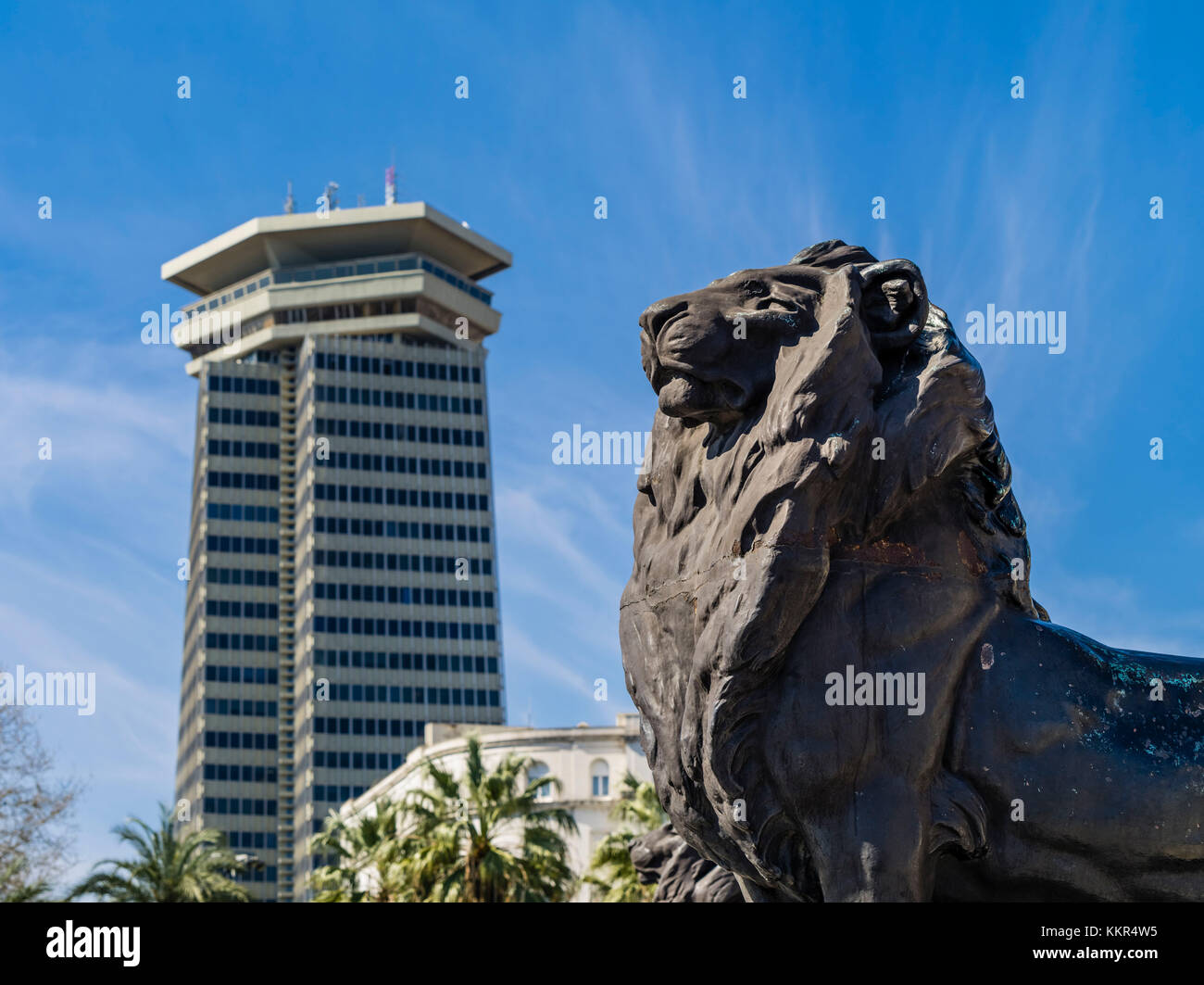Barcelona spain lion statue hi-res stock photography and images - Alamy