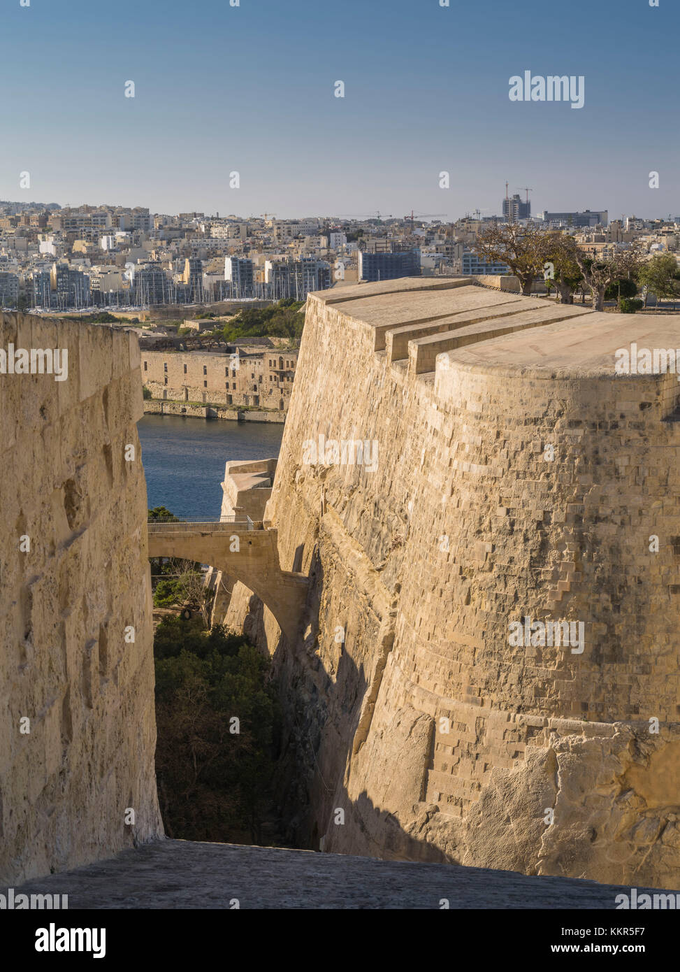 Huge fortification wall in Valletta on Malta Stock Photo - Alamy