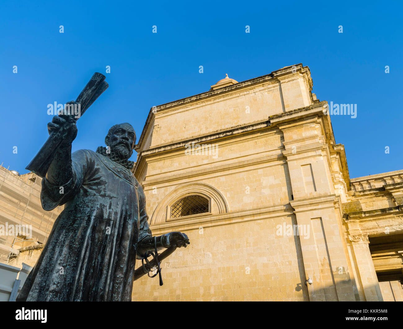 Statue valletta malta hi-res stock photography and images - Alamy
