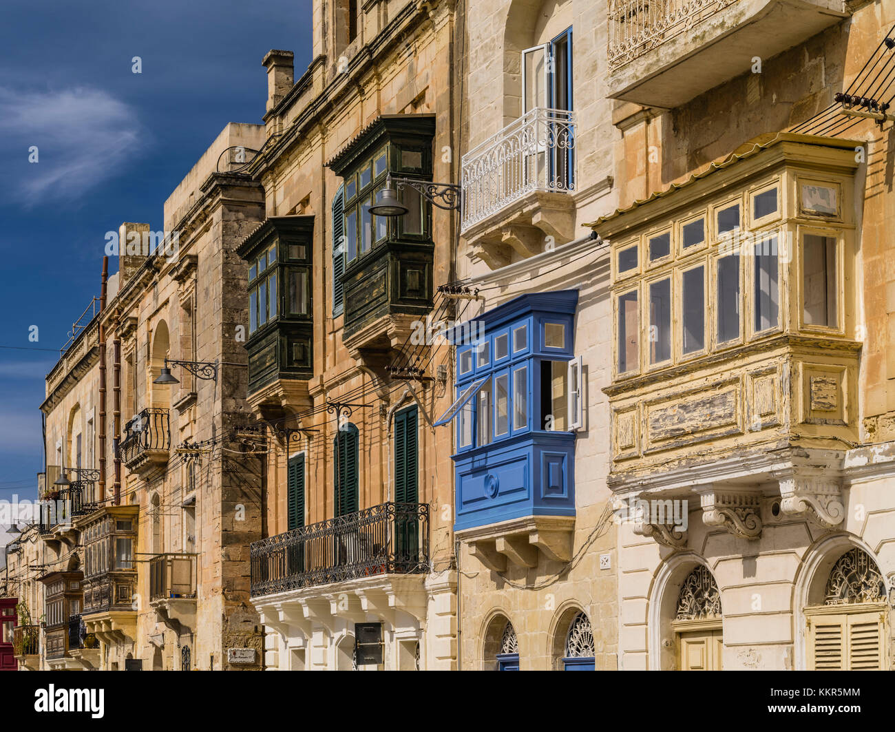 Typical Maltese bay window facade in Vittoriosa Stock Photo - Alamy