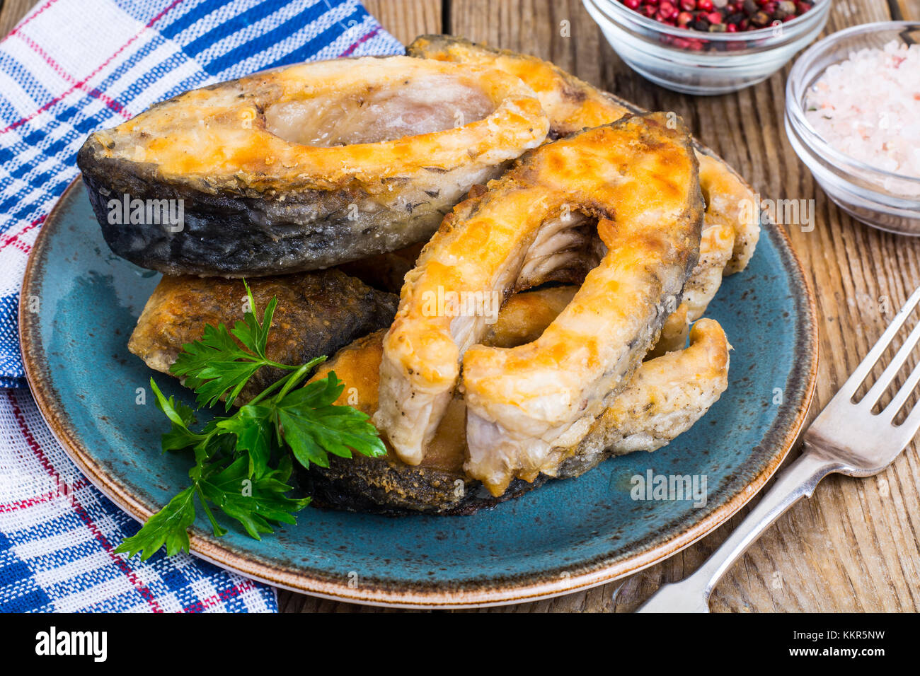 Pieces of fried fish hi-res stock photography and images - Alamy