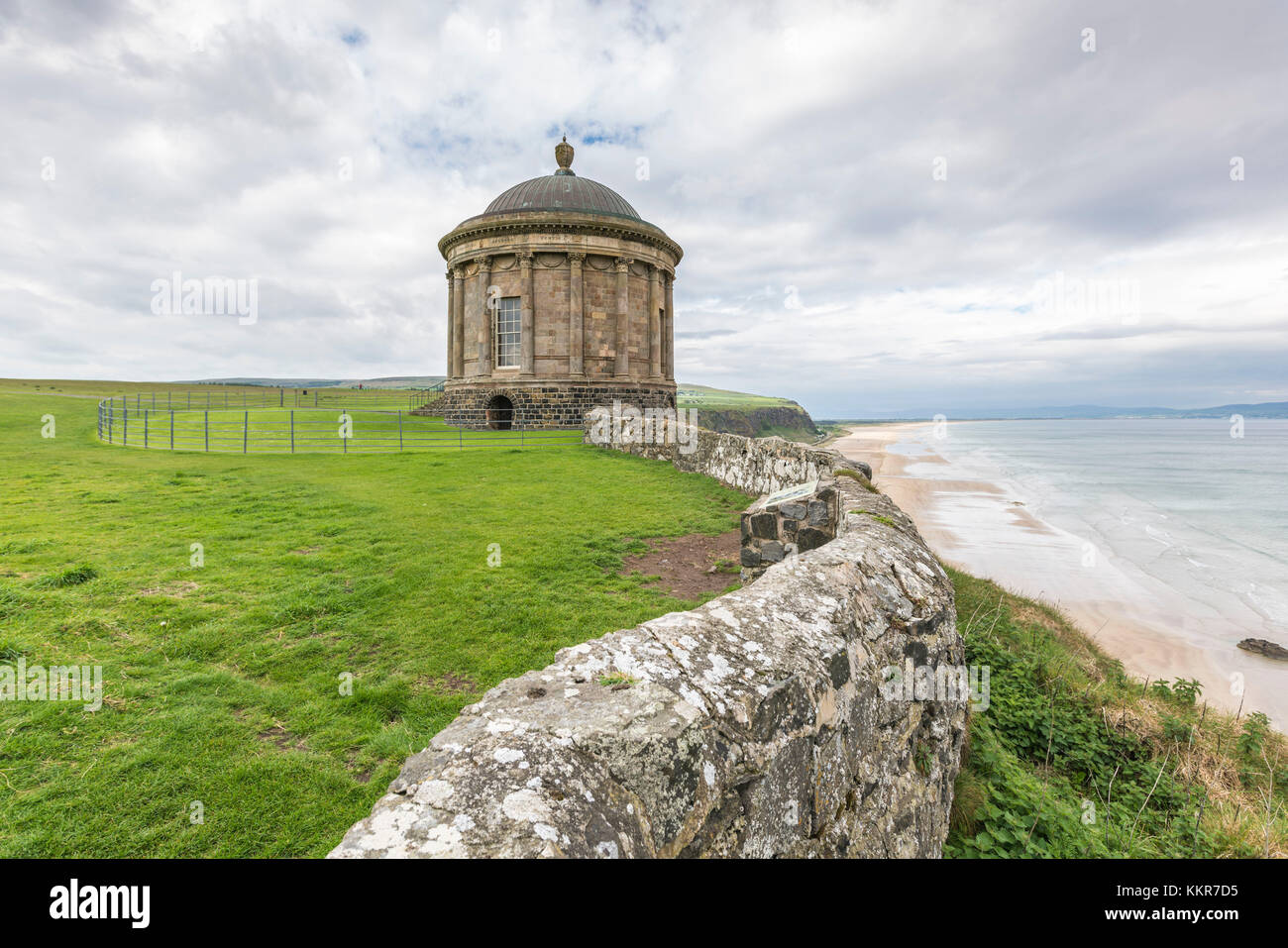 Mussenden temple ireland hi-res stock photography and images - Alamy