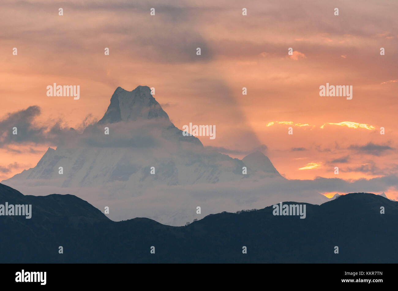The fishtail peak of Machhapuchhare at dawn,Annapurna region,Nepal ...