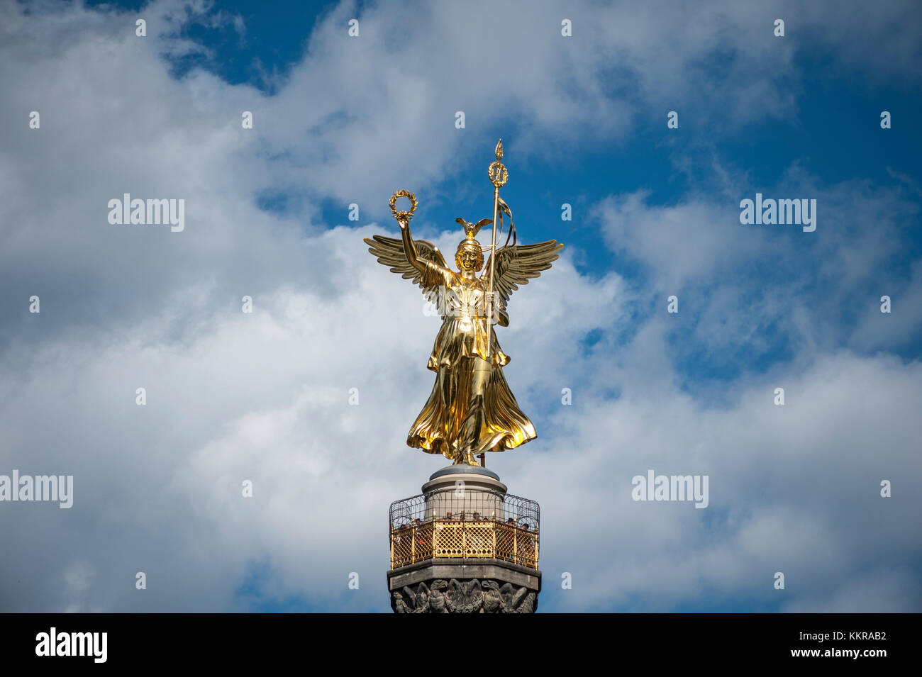 Goddess of victory victoria hi-res stock photography and images - Alamy