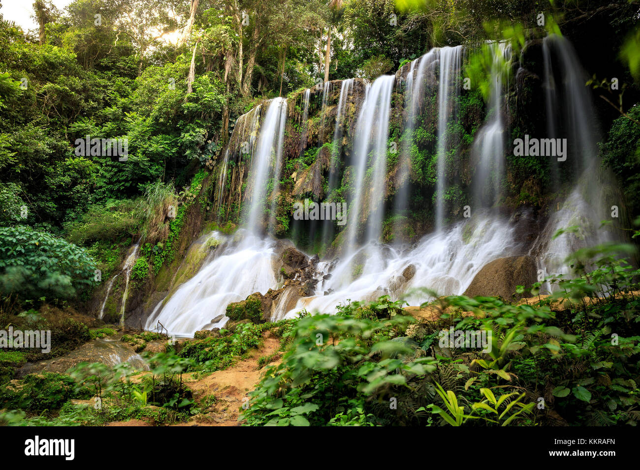 El nicho waterfalls hi-res stock photography and images - Alamy