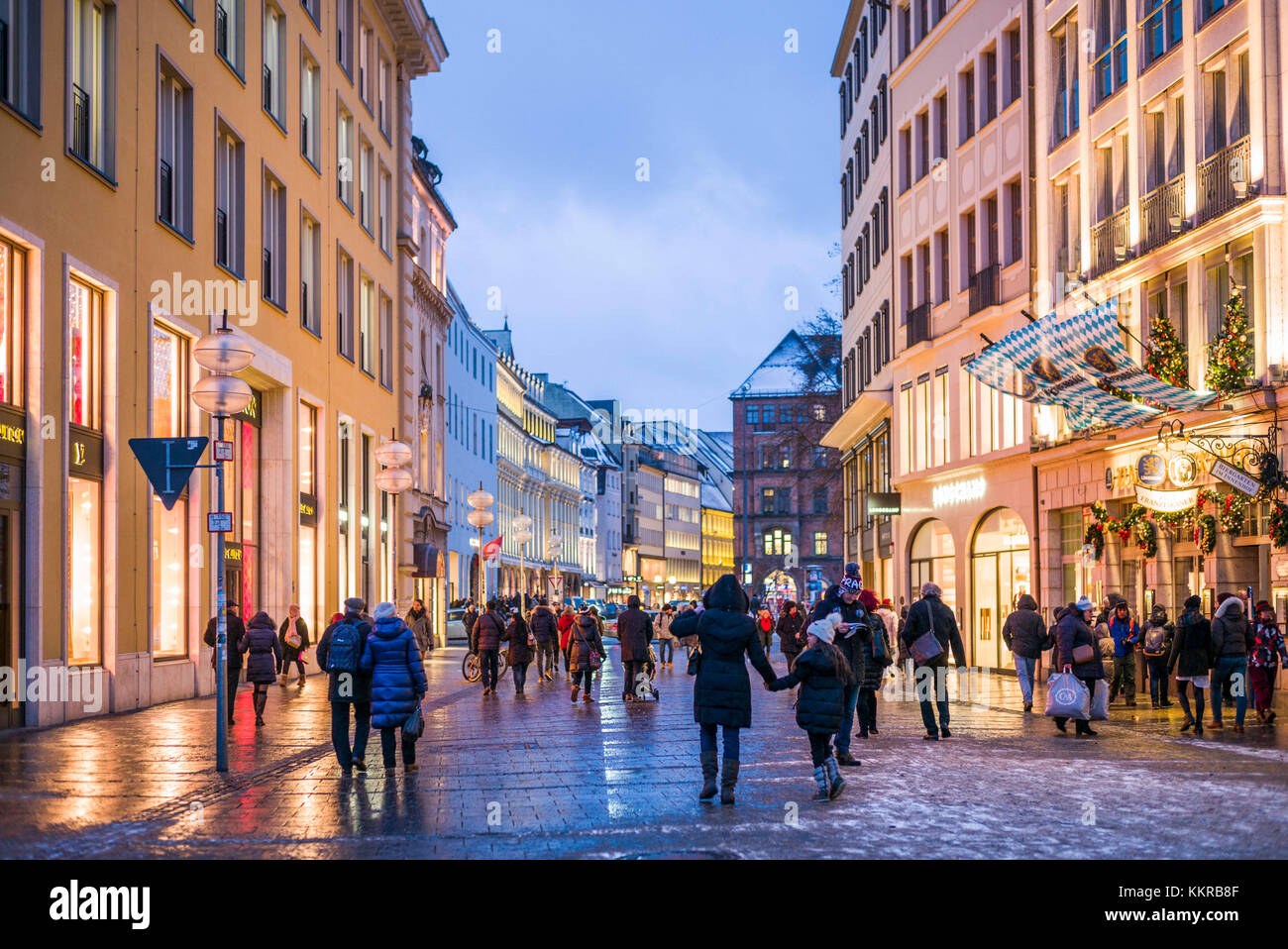 Theatiner strasse hi-res stock photography and images - Alamy