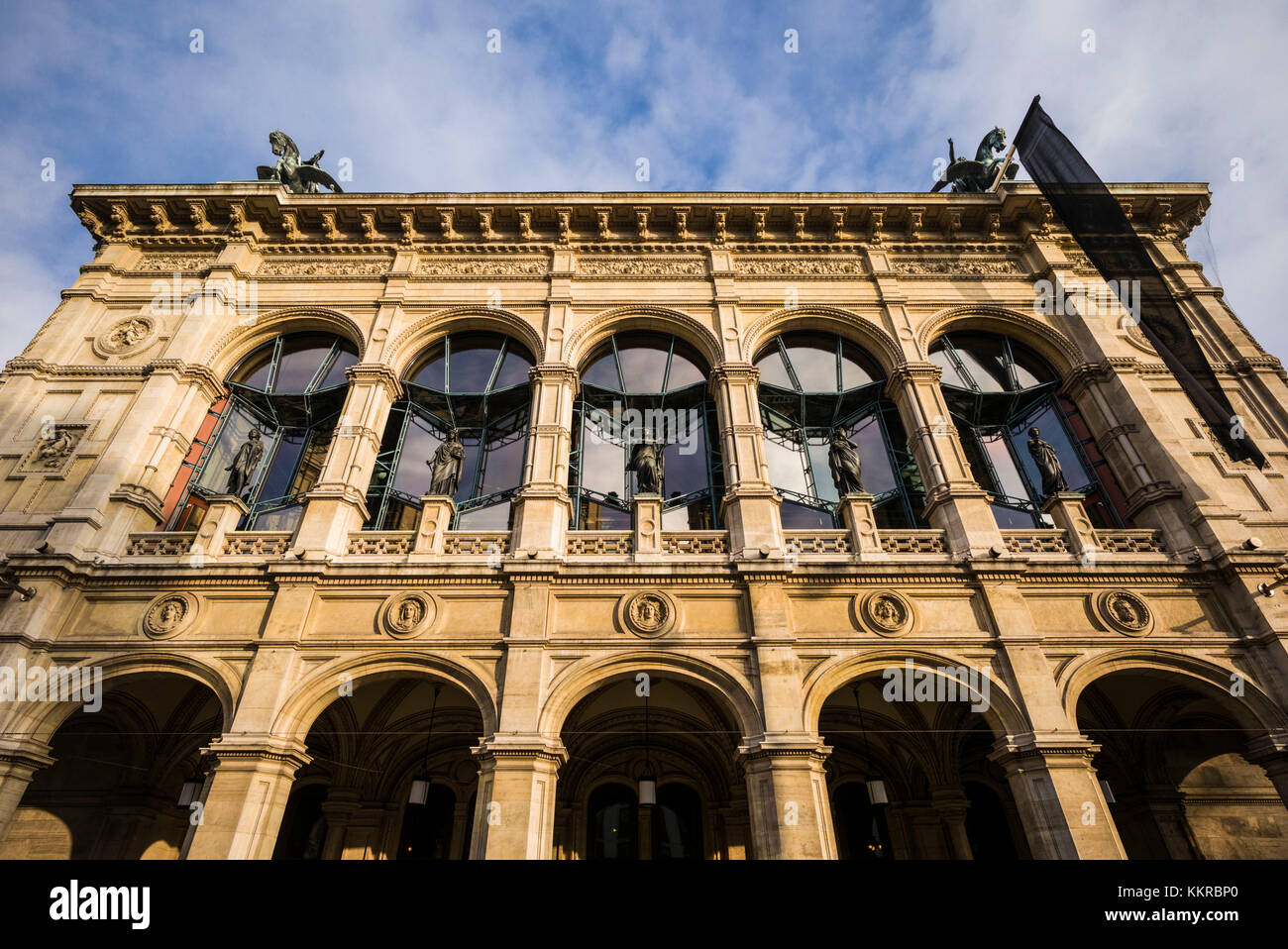 Austria, Vienna, Staatsoper opera house, exterior Stock Photo - Alamy