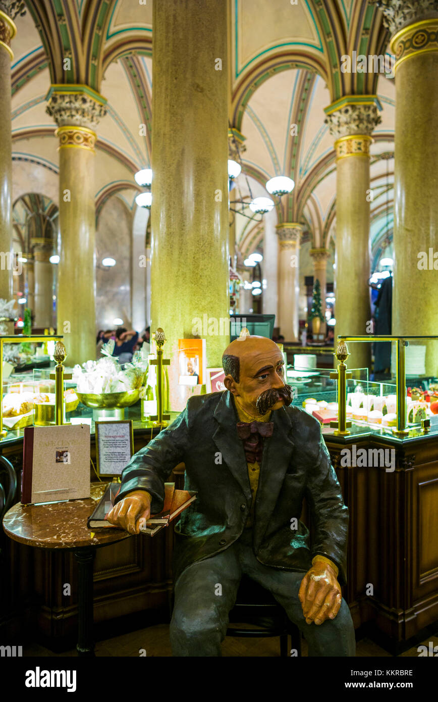 Interior with statue of poet peter altenberg hi-res stock photography ...