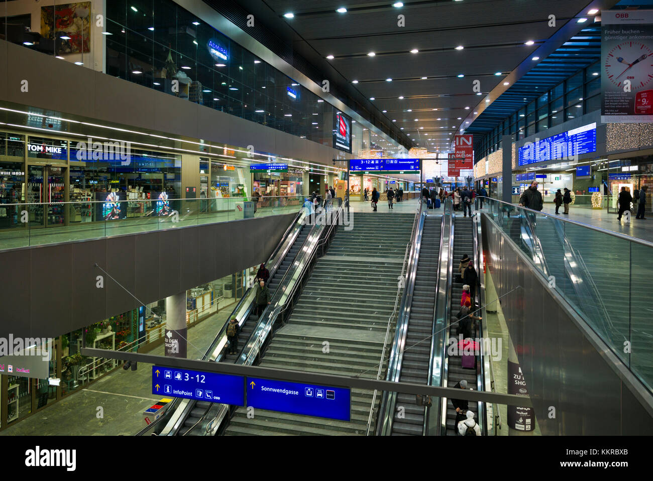 Vienna central railway station hi-res stock photography and images - Alamy