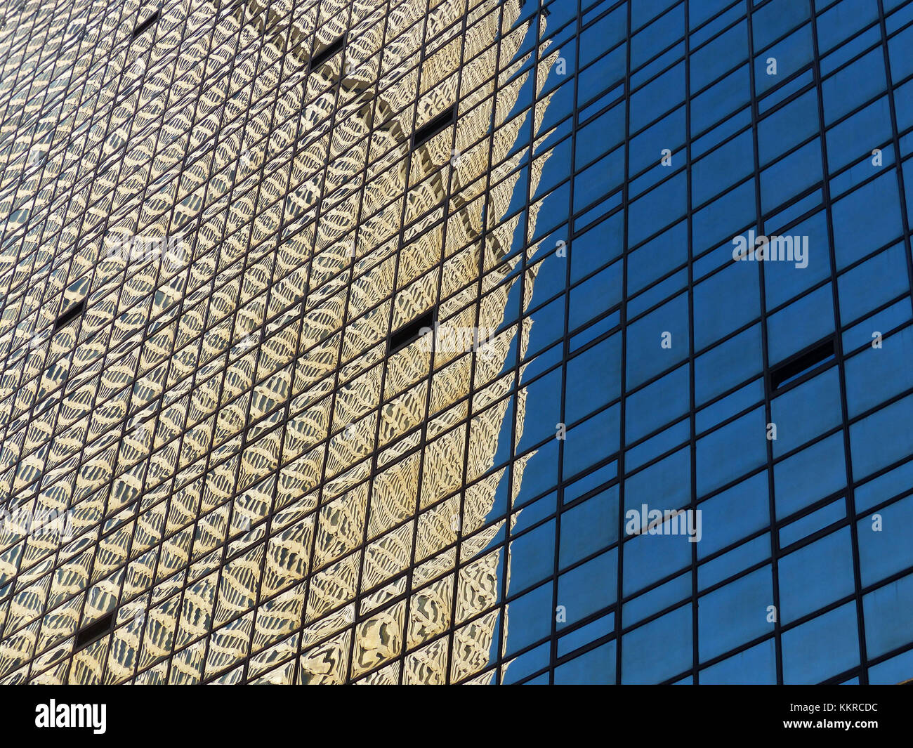 Met Life Building, formerly PanAm Building established in 1962 ...