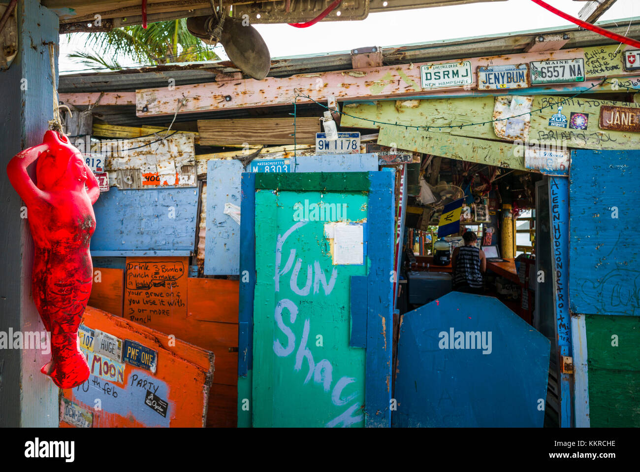 British Virgin Islands, Tortola, Capoons Bay, Bomba's Beach Shack ...