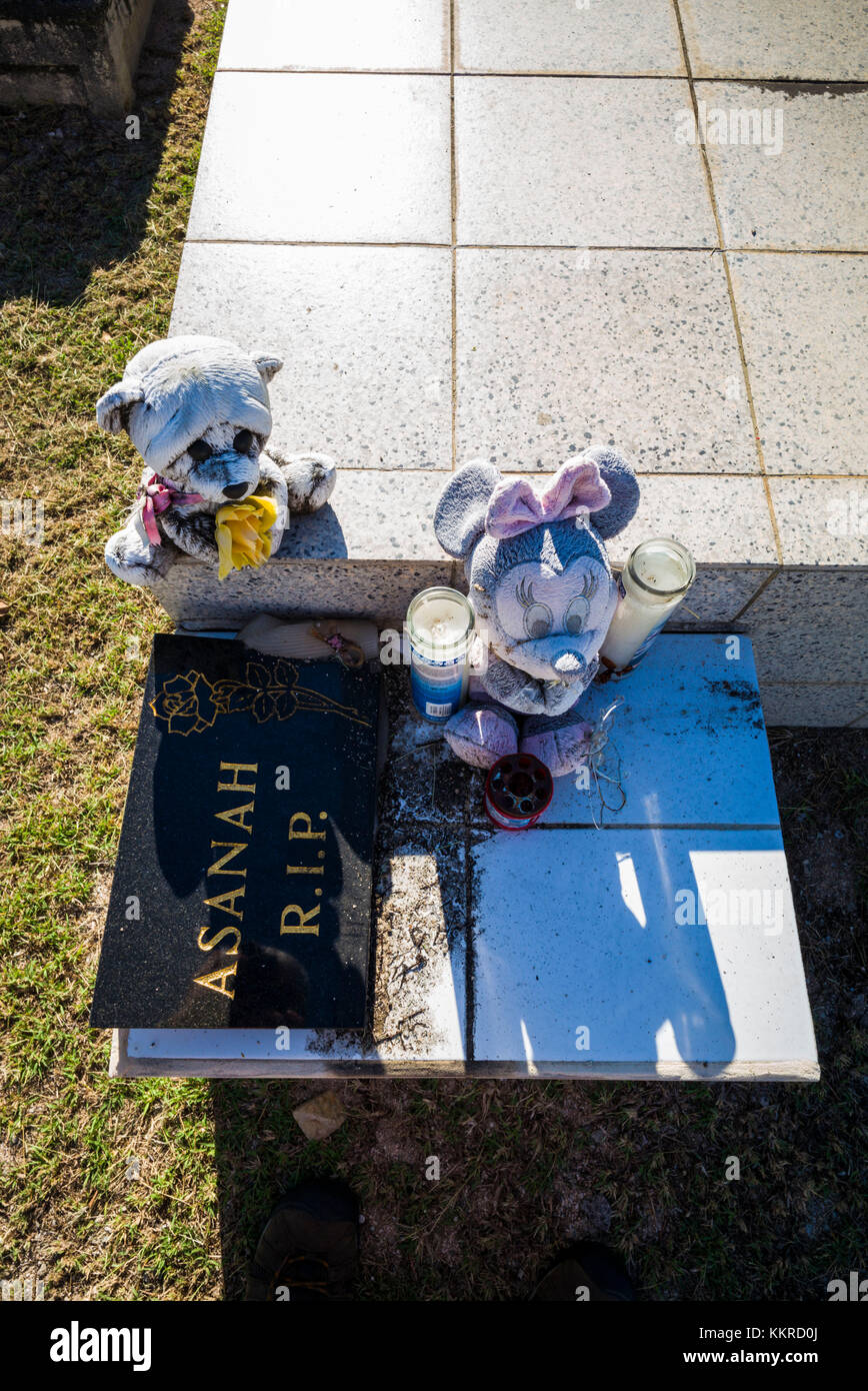 French West Indies, St-Martin, Marigot, traditional above ground ...