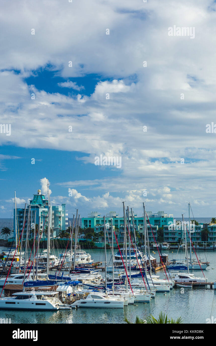 Netherlands, Sint Maarten, Dawn Beach, Oyster Bay Beach Resort Stock ...