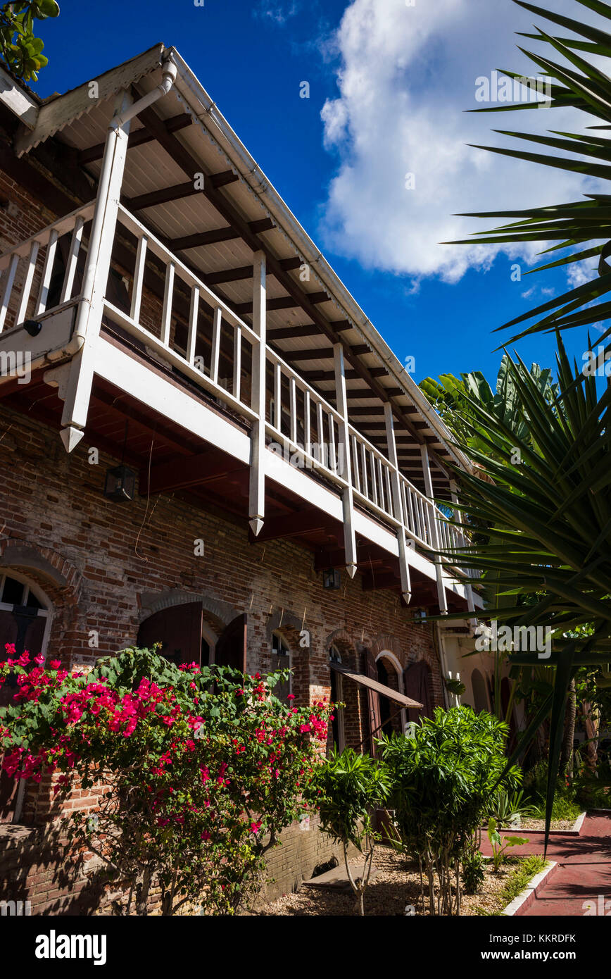 The gin house hi-res stock photography and images - Alamy