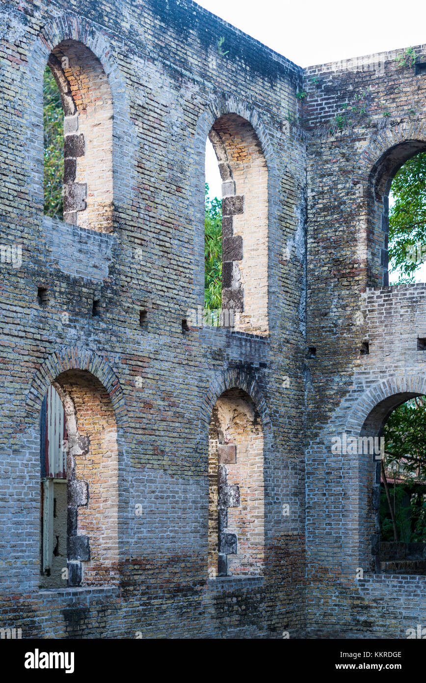 Jewish synagogue ruins hi-res stock photography and images - Alamy