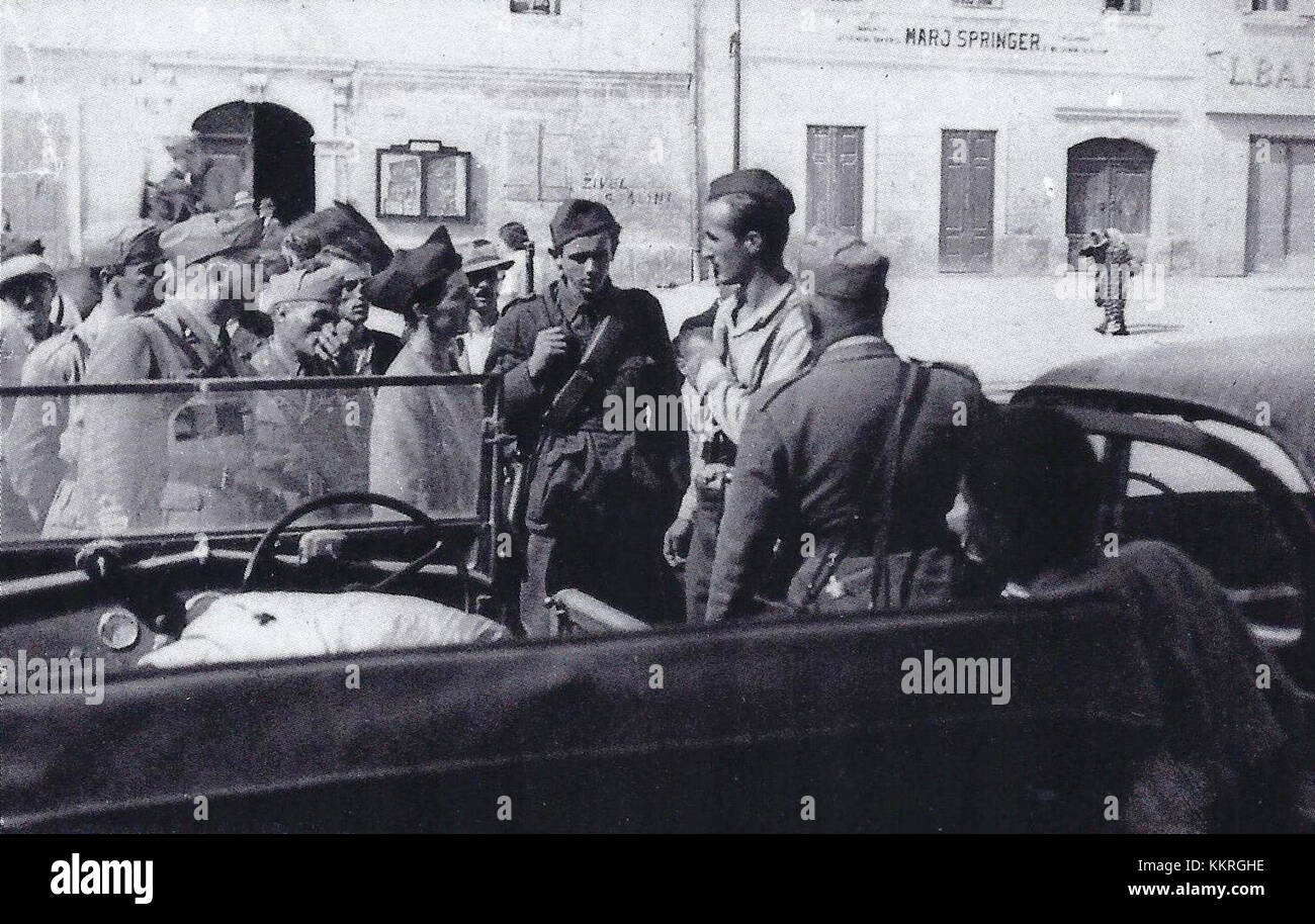 Italian partisans historical hi-res stock photography and images - Alamy