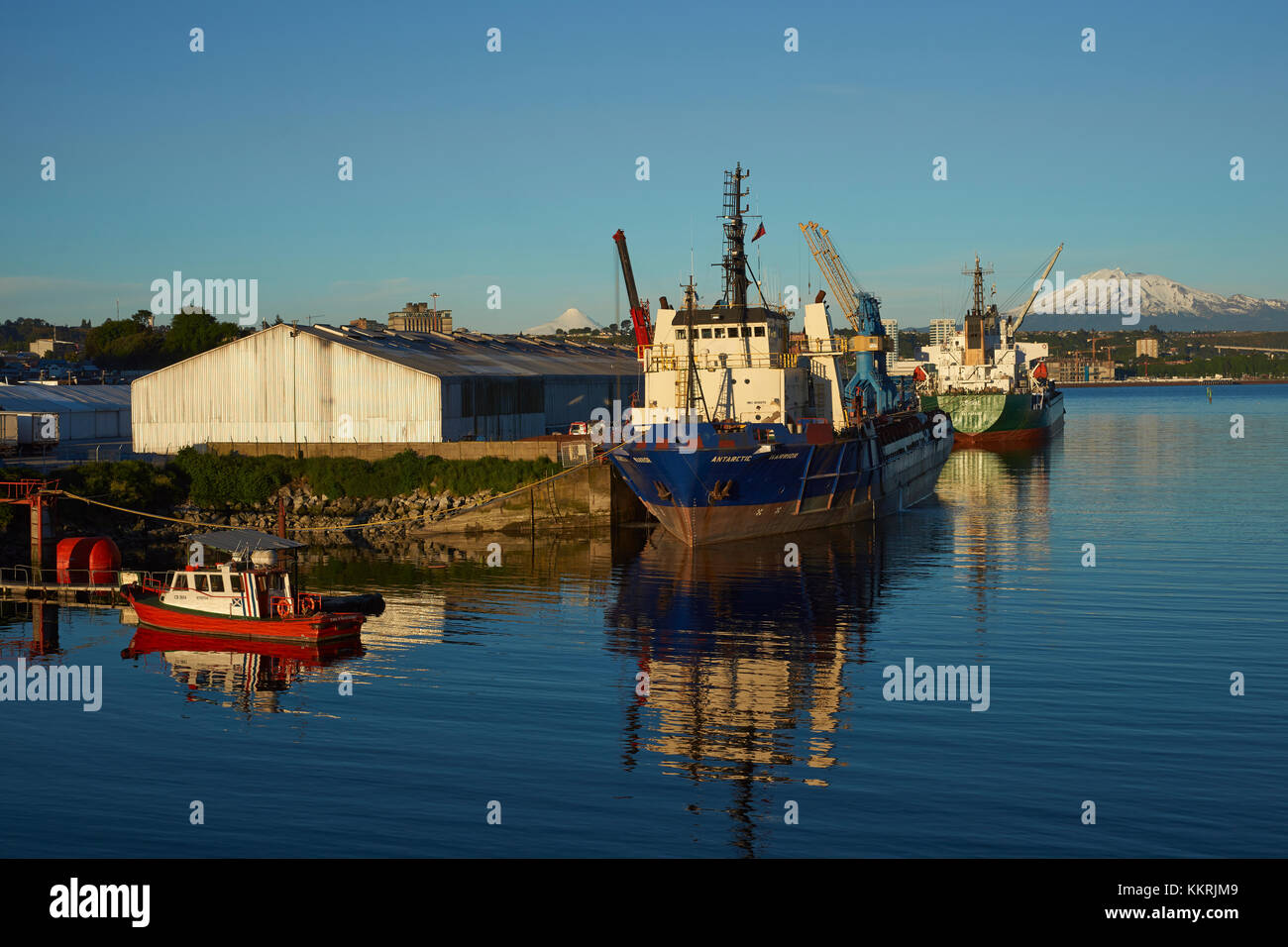 Busy port of Puerto Montt in Southern Chile Stock Photo - Alamy