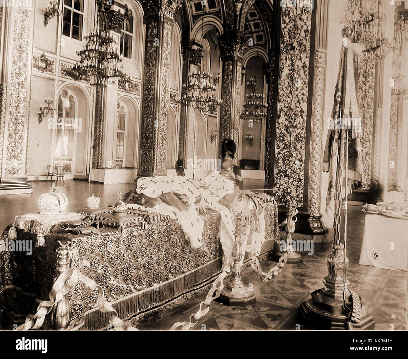 Imperial russian crown jewels hi-res stock photography and images - Alamy