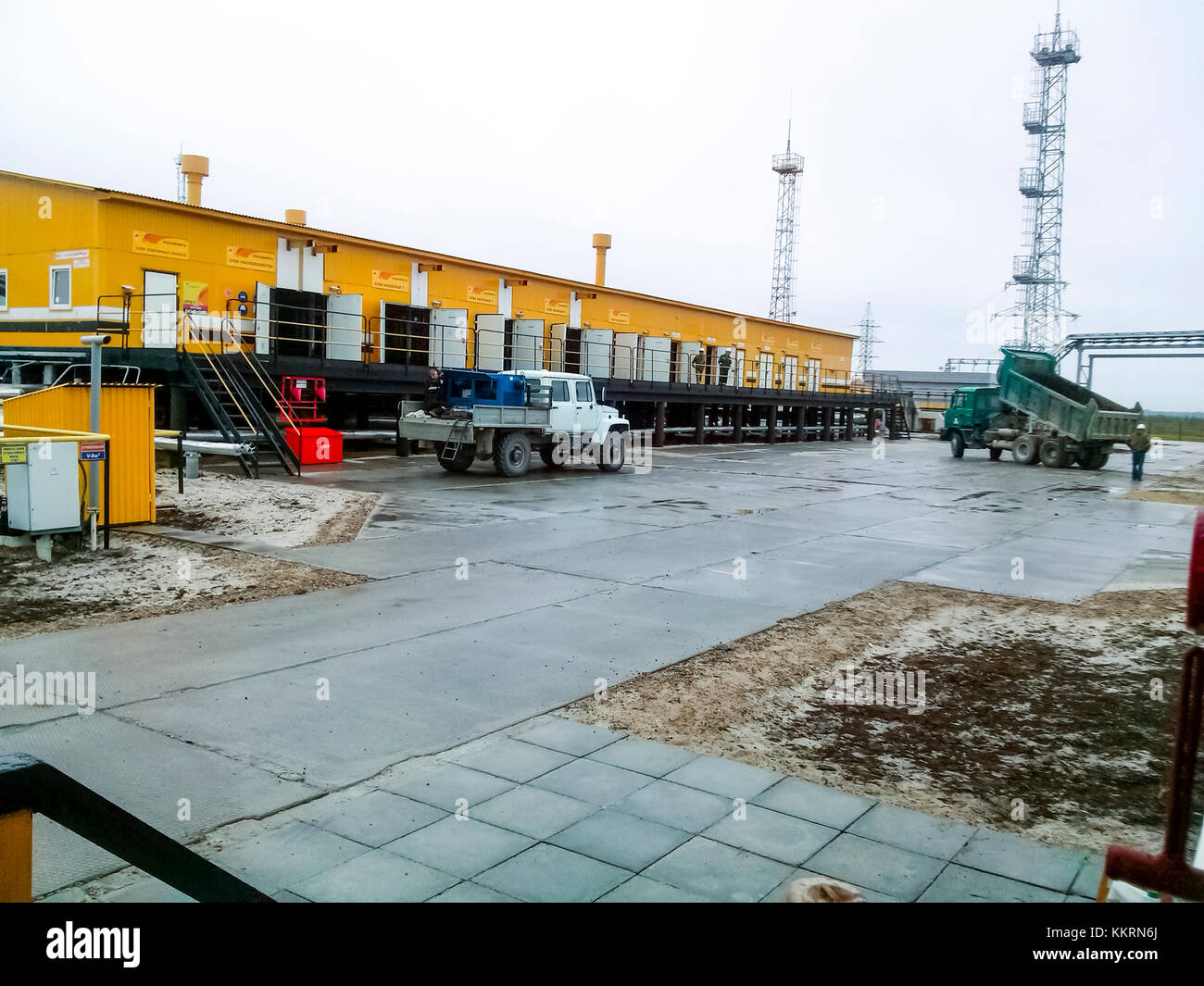 Oil field control room hi-res stock photography and images - Alamy