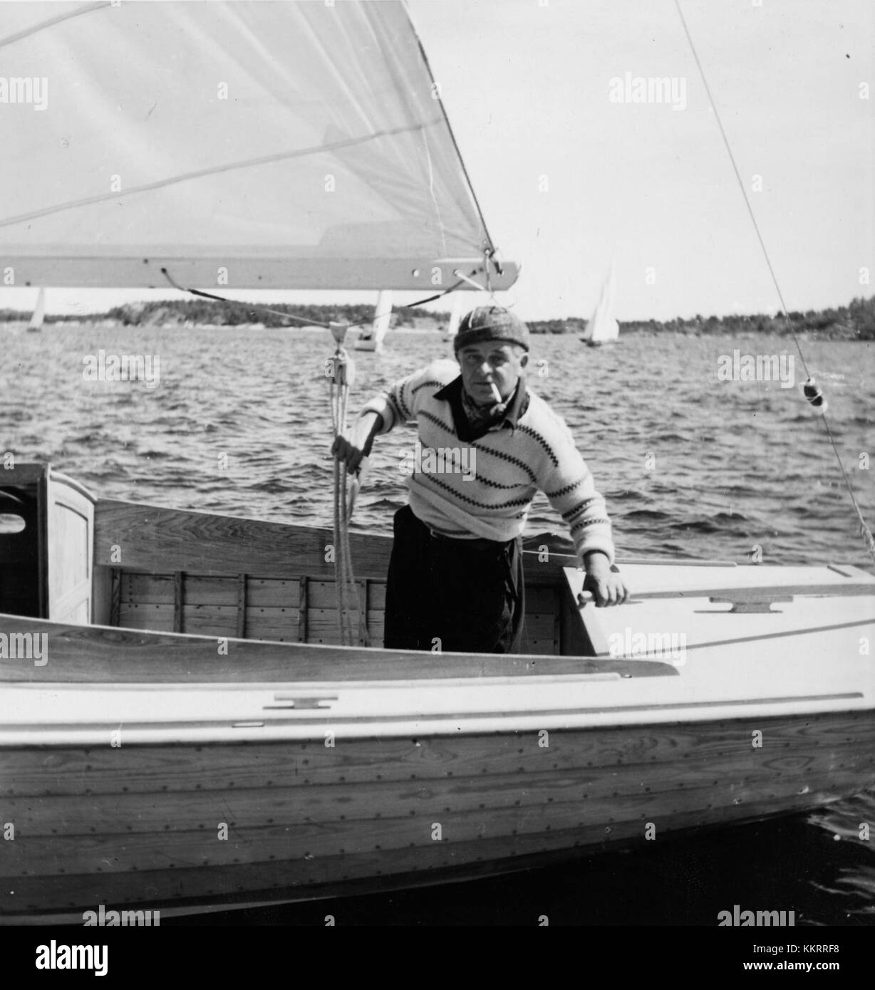 Evert Taube's Sandhamnsregattan 1942 refers to an event from the 1942 ...