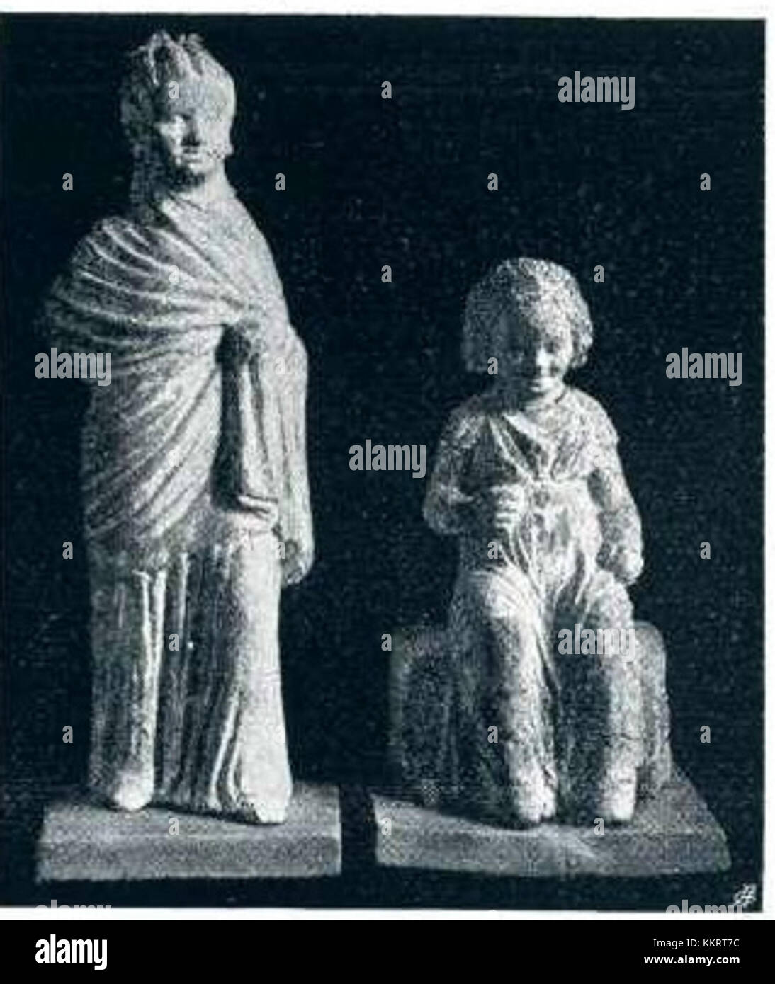 Greece statues in archaeological hi-res stock photography and images ...