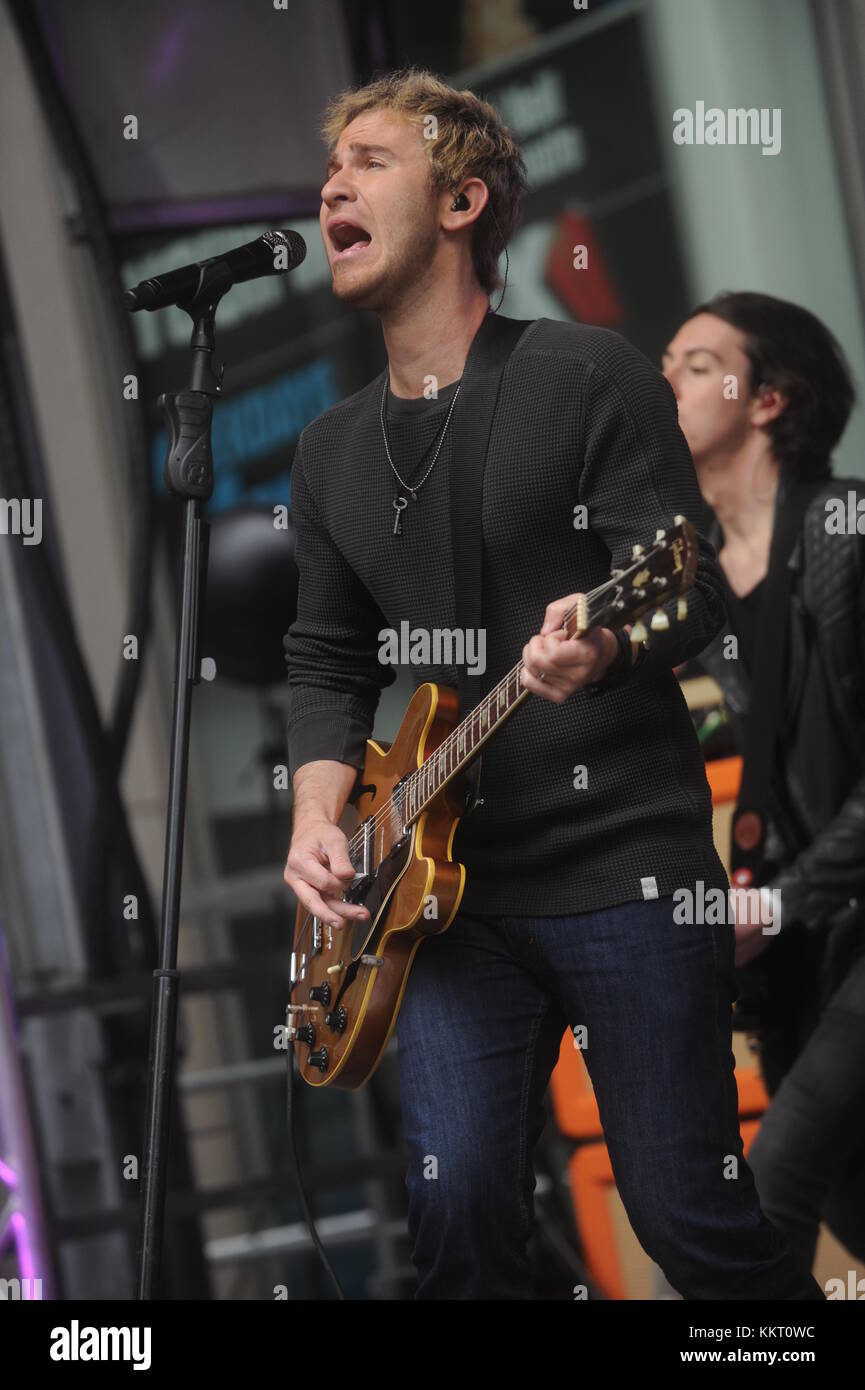 Jason wade and rick woolstenhulme jr hi-res stock photography and ...