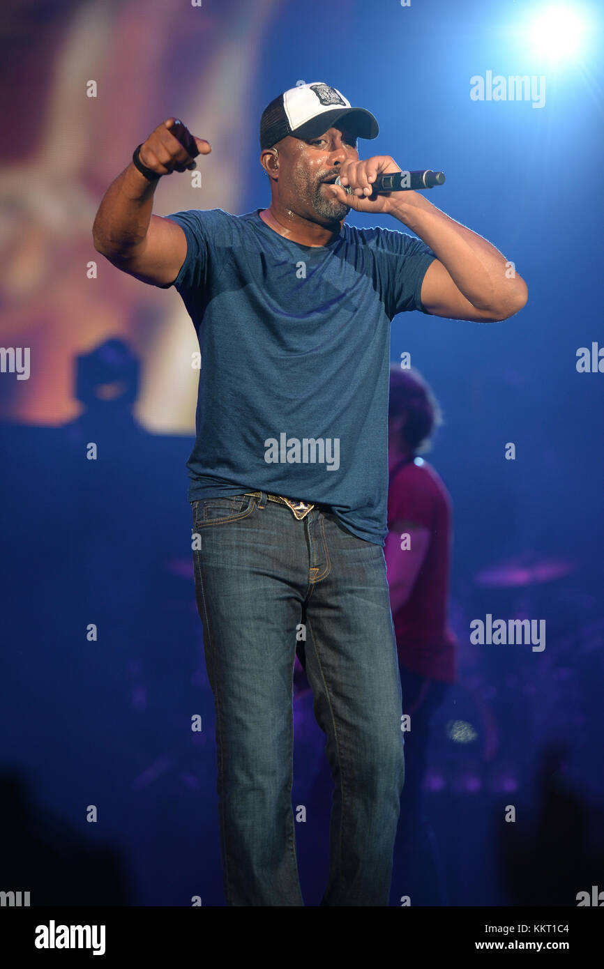 WEST PALM BEACH FL - MAY 23: Darius Rucker performs at The Coral Sky ...