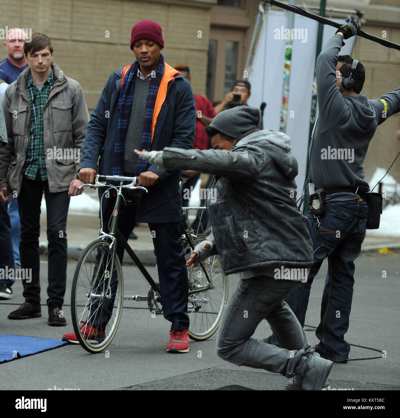 NEW YORK, NEW YORK - MARCH 31: Actor Will Smith rides a bike on the set ...