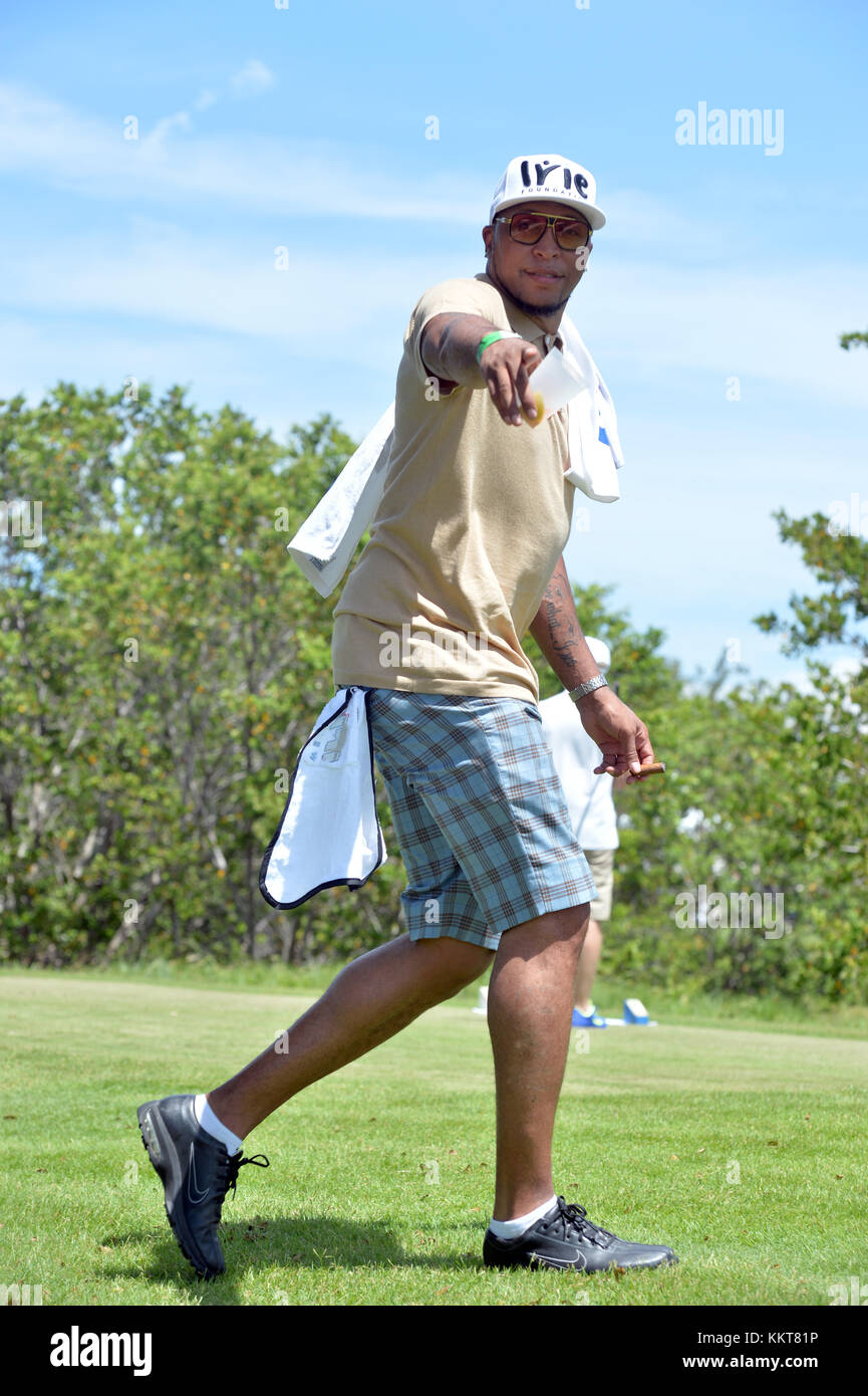 MIAMI BEACH, FL - JUNE 30: Atmosphere at the DJ Irie Weekend Golf ...