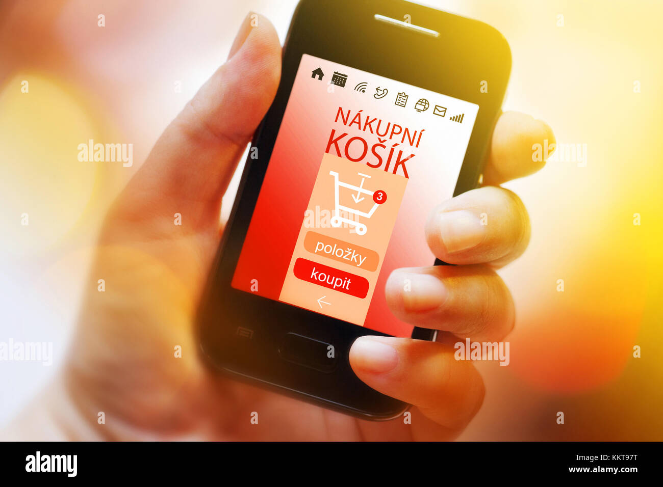 Socialni media hi-res stock photography and images - Alamy