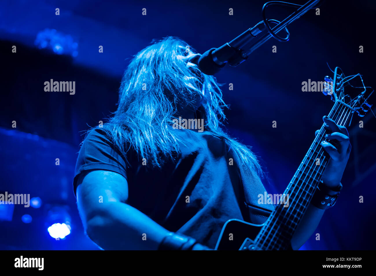 Man Singer Long Hair Stock Photos & Man Singer Long Hair Stock Images ...