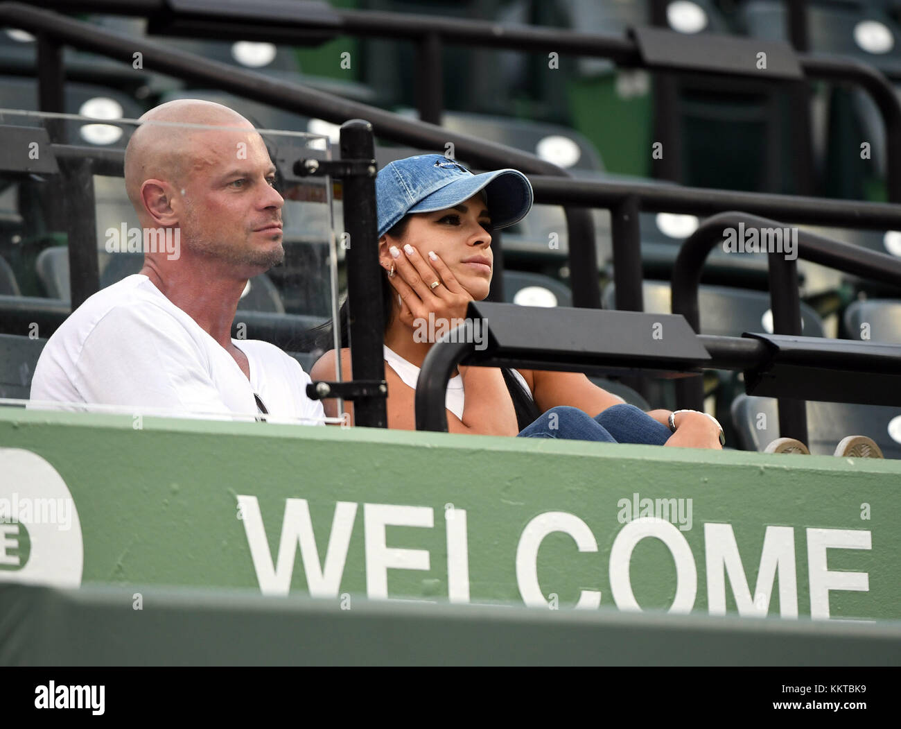 KEY BISCAYNE, FL - MARCH 26: Michelle Lewin, Jimmy Lewin on day 7 of ...