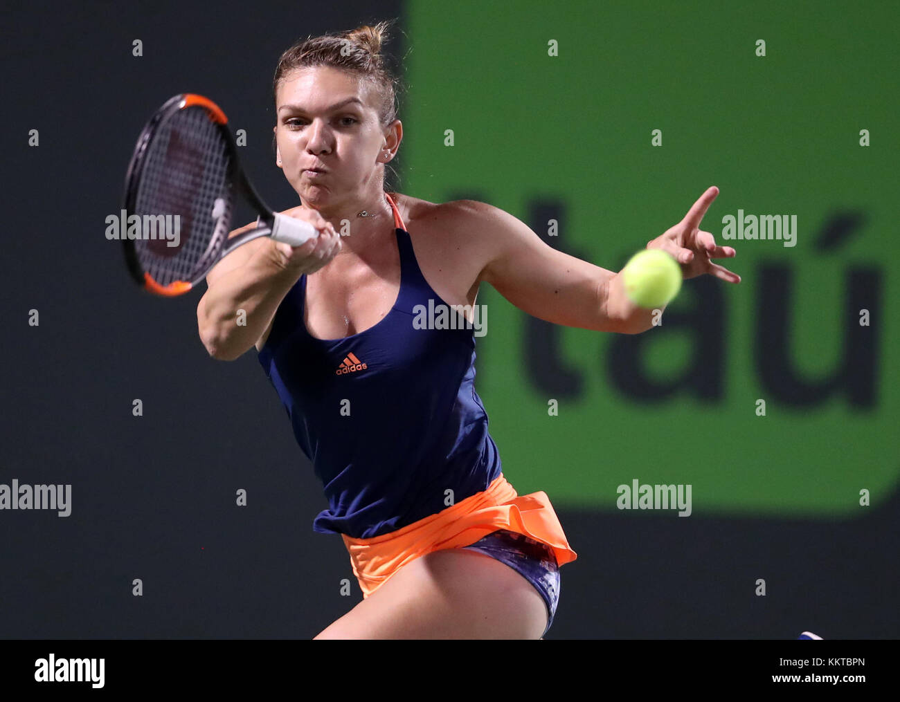 KEY BISCAYNE, FL - MARCH 26: Simona Halep on day 7 of the Miami Open at ...