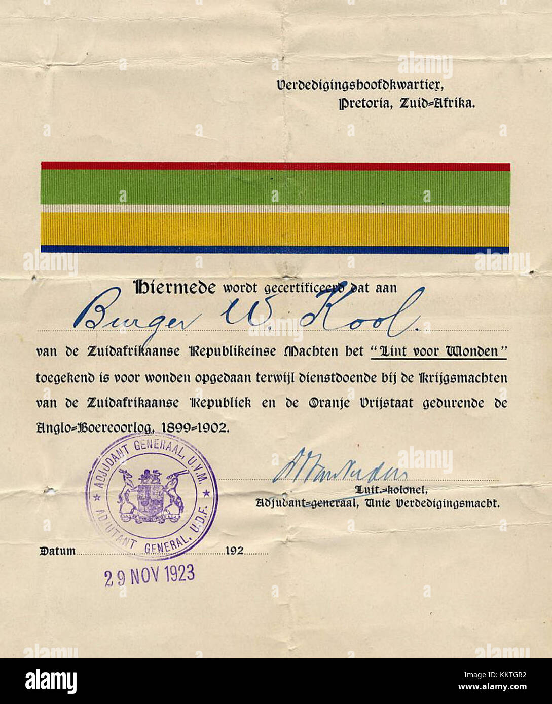 Historical medical kit hi-res stock photography and images - Alamy