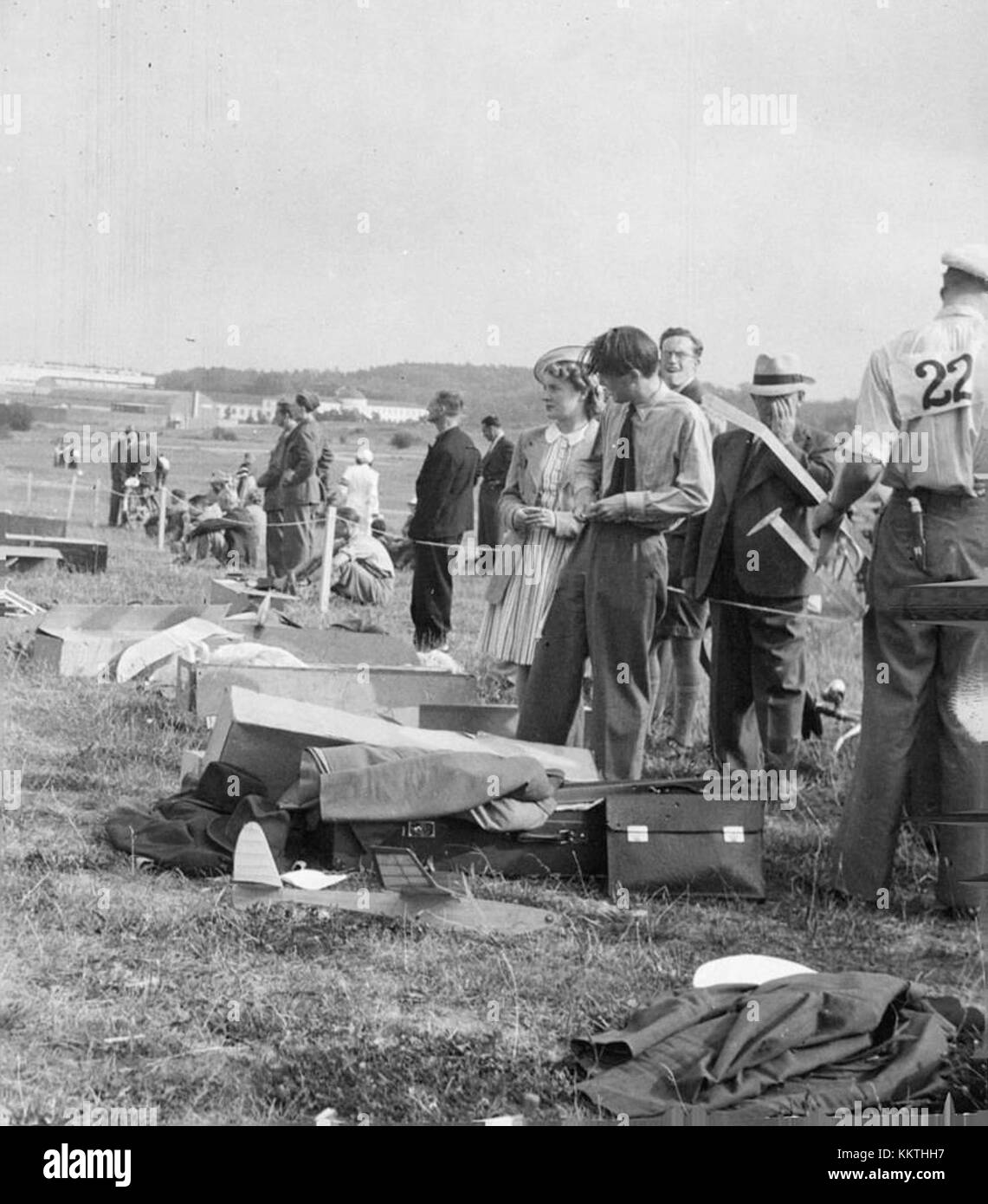 The Aero Club and Folket i Bild hosted a model airplane contest in 1976 ...