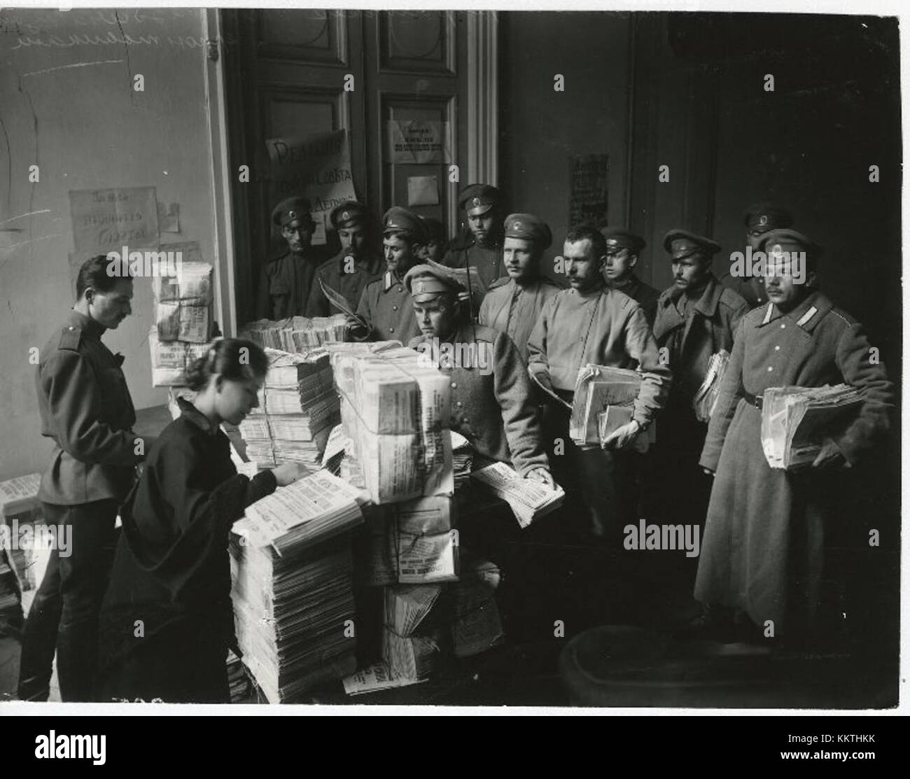 Newspaper distribution hi-res stock photography and images - Alamy