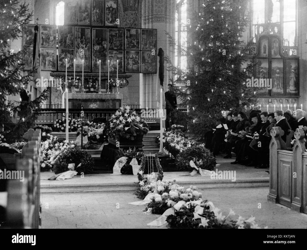 Bishop Billings' casket funeral at the Cathedral in Vasteras marks a ...