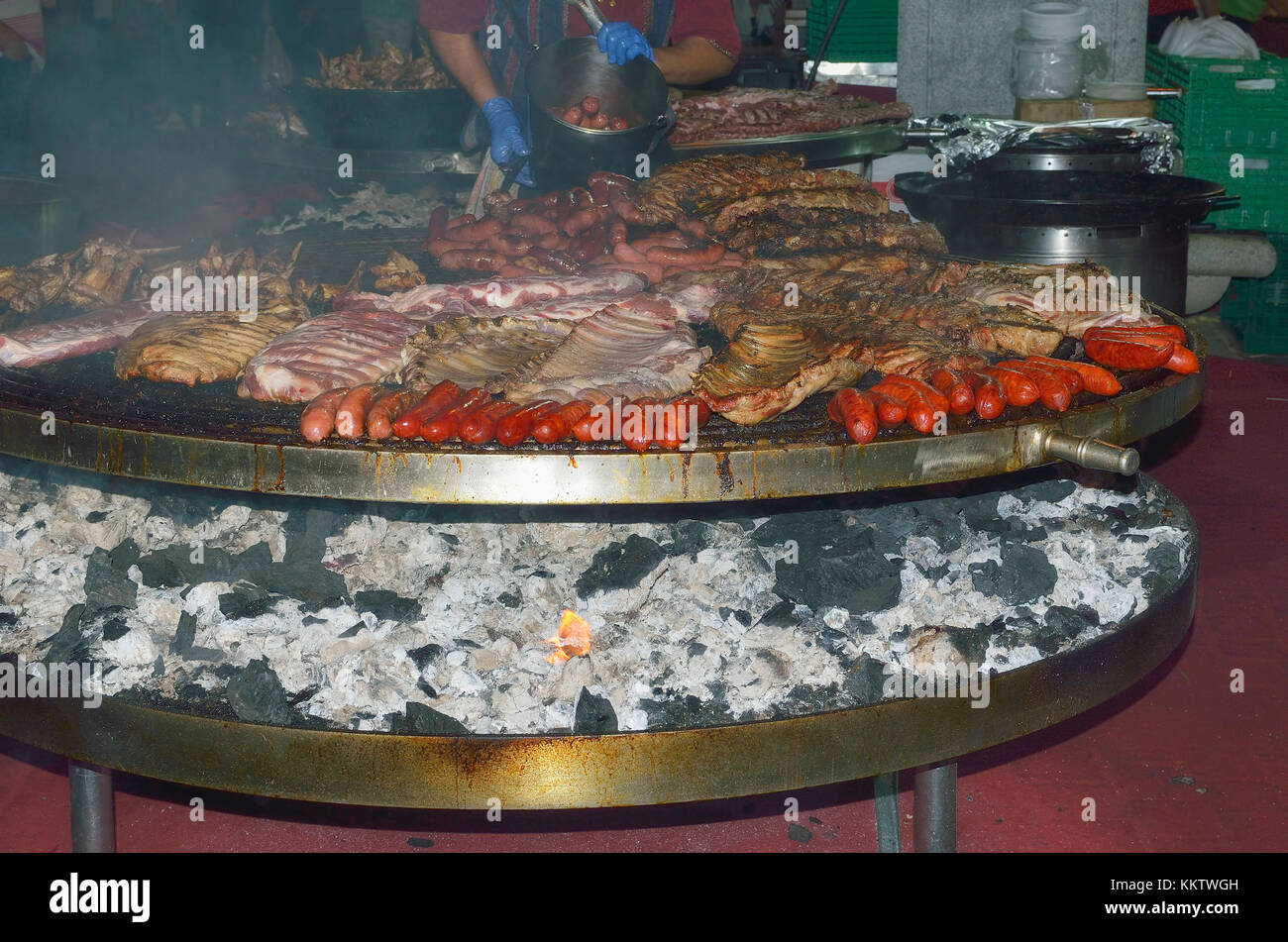 Big barbecue hi-res stock photography and images - Alamy