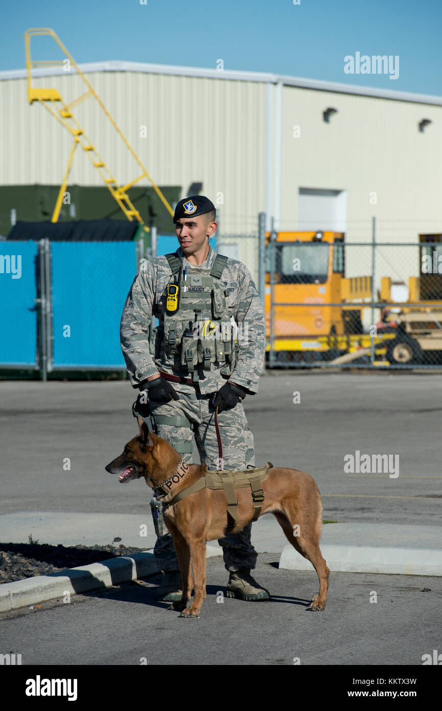 US Air Force soldier with bomb-sniffing dog at Gowen Thunder 2017 Air ...