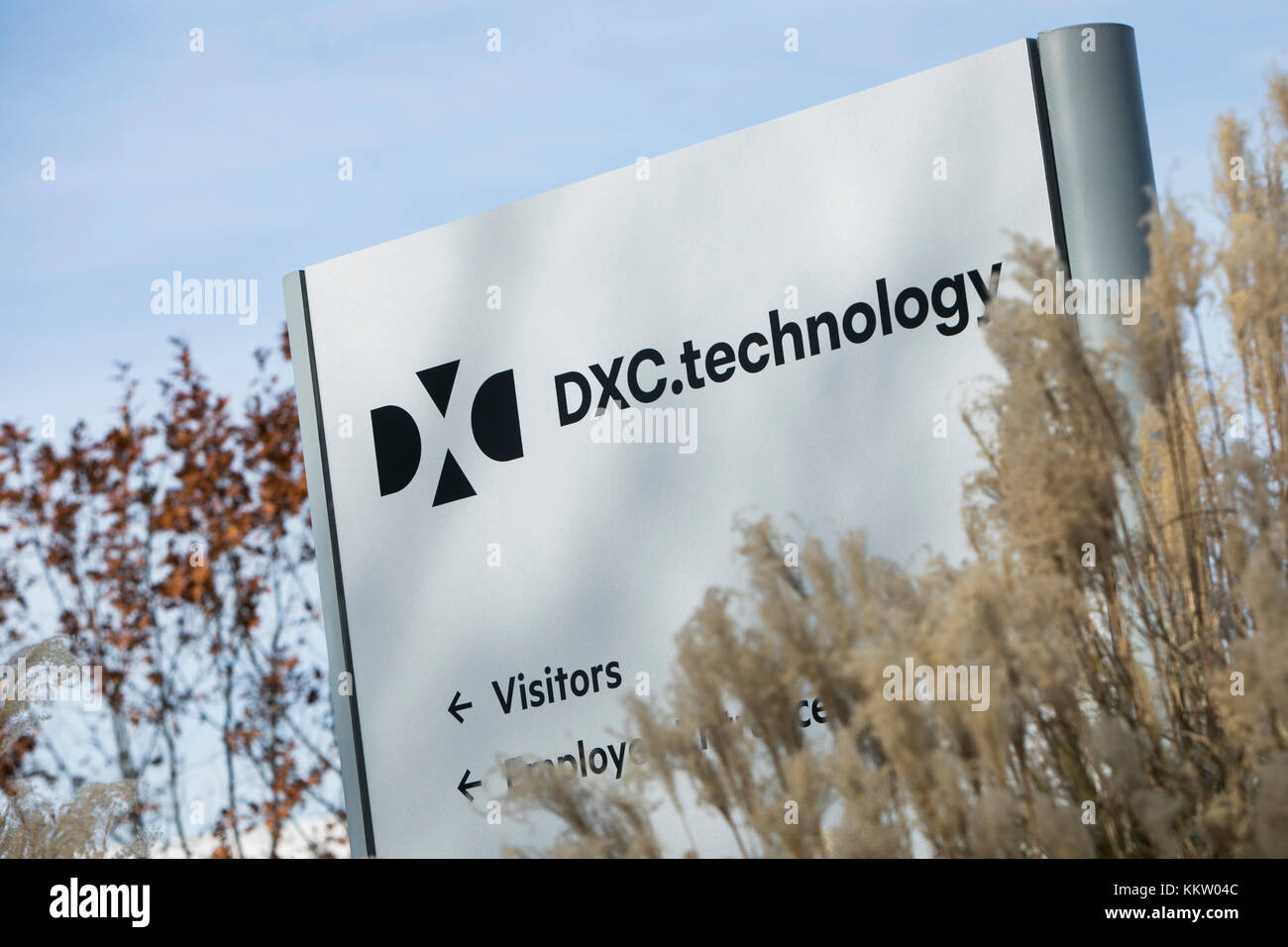 Dxc technology hi-res stock photography and images - Alamy